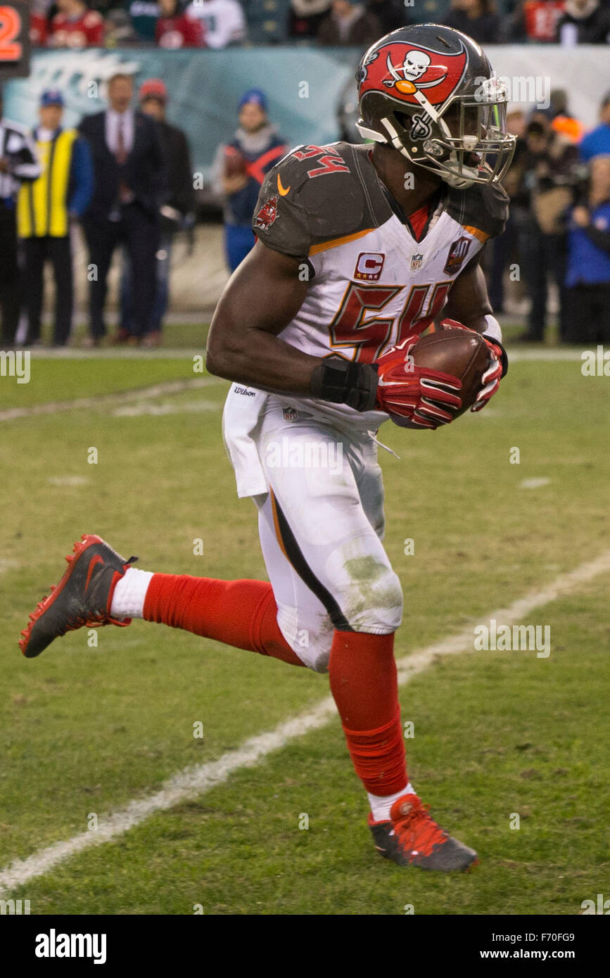 Tampa bay buccaneers lavonte david hi-res stock photography and images ...