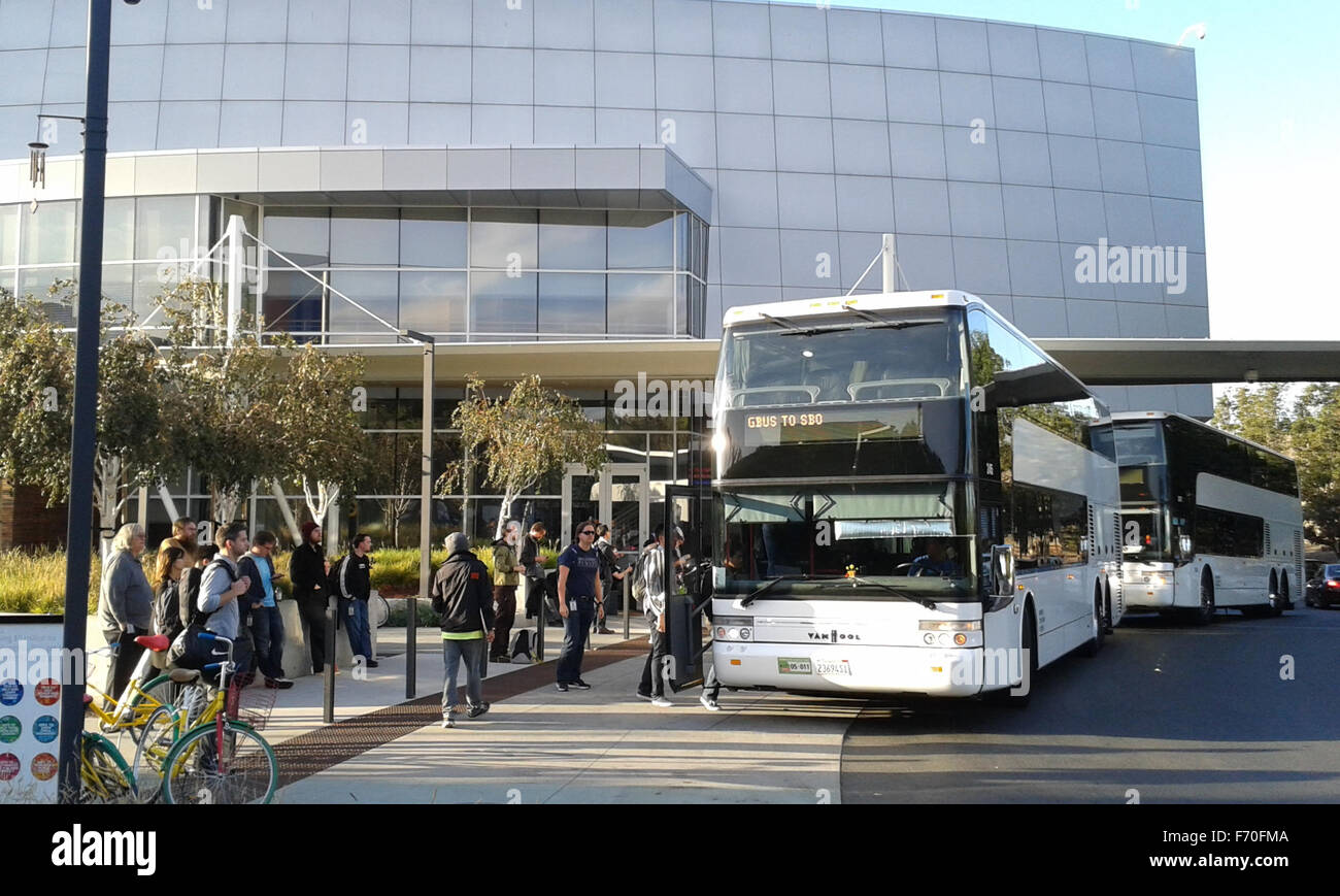 Google Mountain View Employees High Resolution Stock Photography and ...