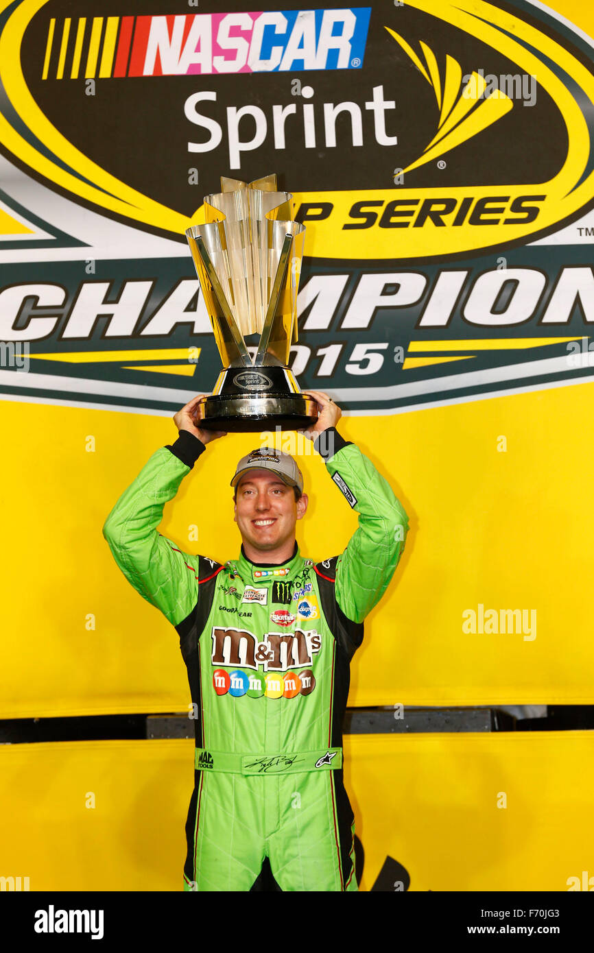 2015 kyle busch nascar hi-res stock photography and images - Alamy