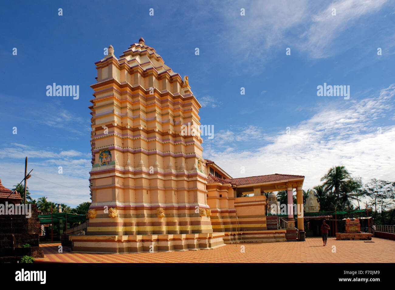 Kunkeshwar temple hi-res stock photography and images - Alamy