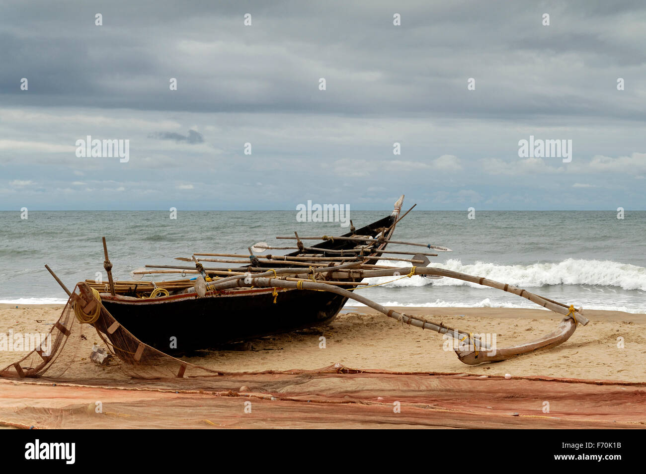 Fishing boat on beach, Kunkeshwar, Sindhudurg, Maharashtra, India, Asia ...