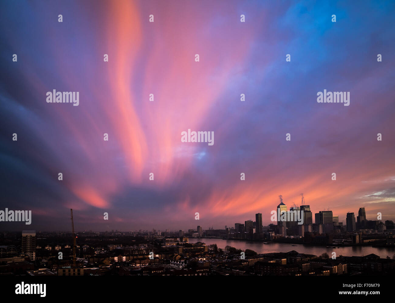 London, UK. 23rd November, 2015. UK Weather: cold air brings dramatic ...