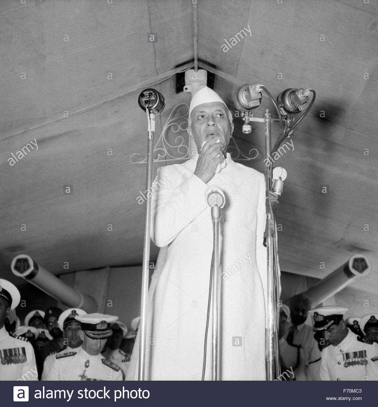 Jawaharlal Nehru Speech Stock Photos & Jawaharlal Nehru Speech Stock ...