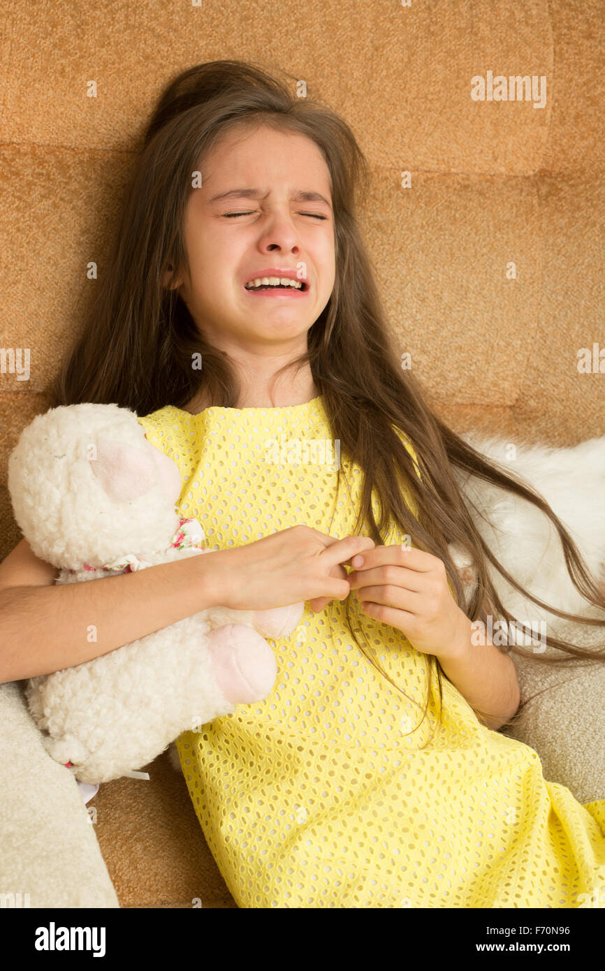 Little girl is crying hi-res stock photography and images - Alamy