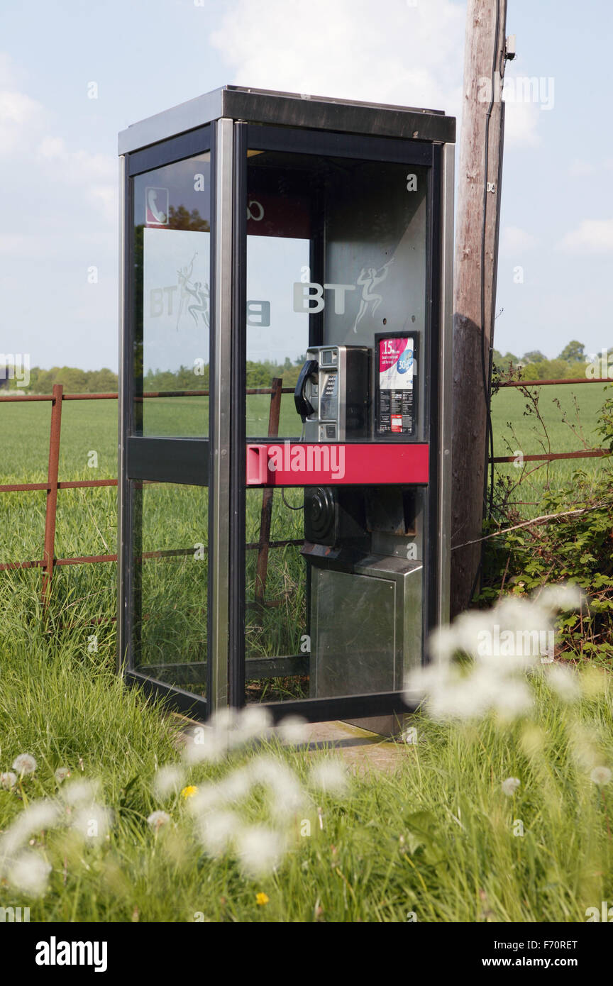Telephone box in rural setting Stock Photo - Alamy