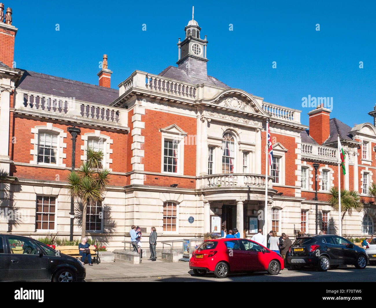 Llandudno town hall hi-res stock photography and images - Alamy