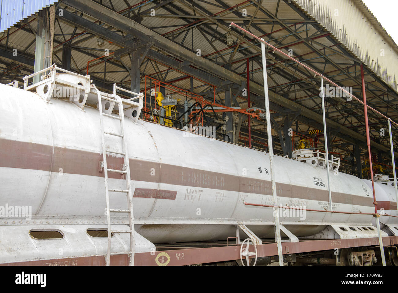 Lpg tank hi-res stock photography and images - Alamy