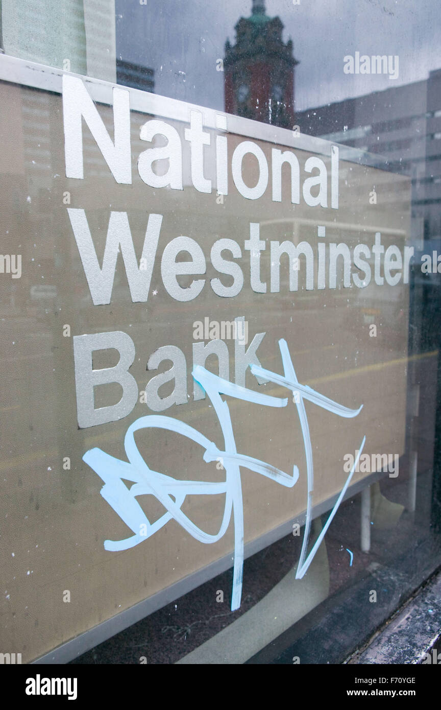 Bank closure hi-res stock photography and images - Alamy