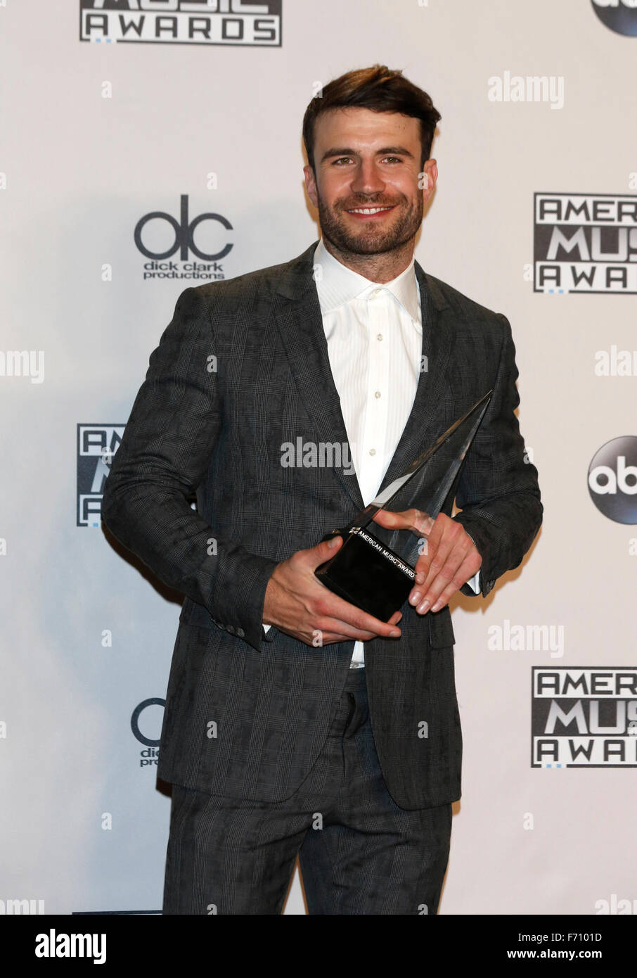 Los Angeles, California, USA. 22nd Nov, 2015. US country singer Sam ...