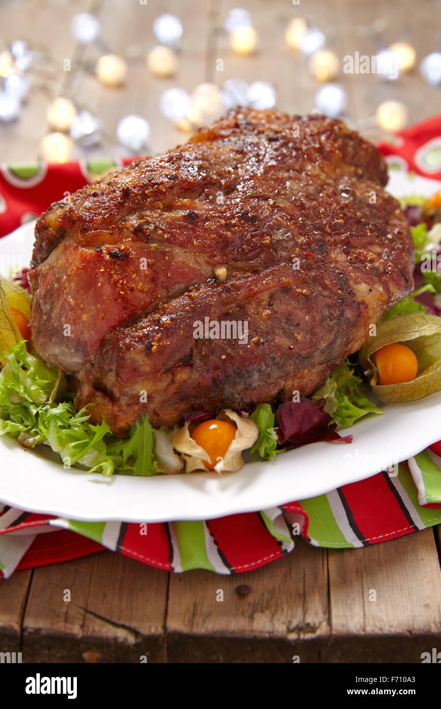 Roasted pork neck with garlic and black pepper Stock Photo - Alamy