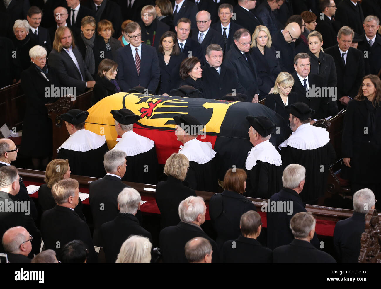 Hamburg, Germany. 23rd Nov, 2015. A flag draped coffin is brought if ...