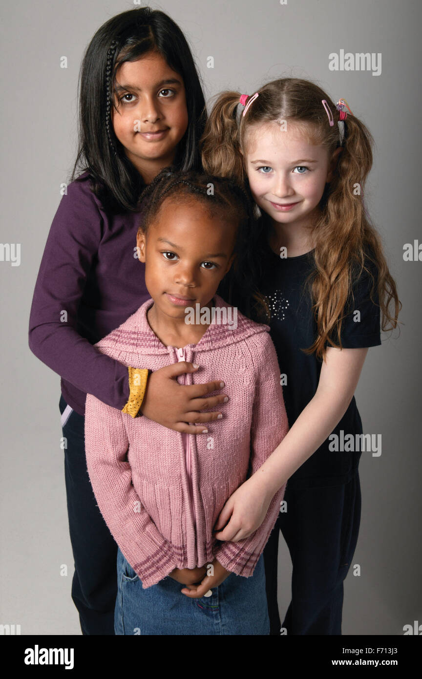 Group portrait of three young girls Stock Photo - Alamy