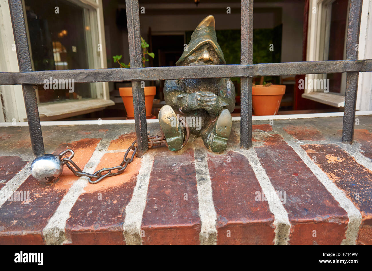 Gnomes wroclaw hi-res stock photography and images - Alamy