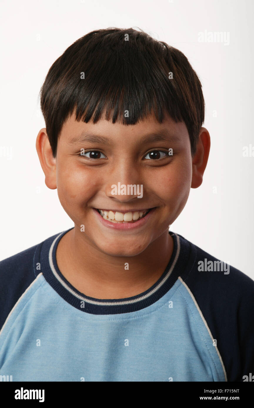 Portrait of boy smiling Stock Photo - Alamy