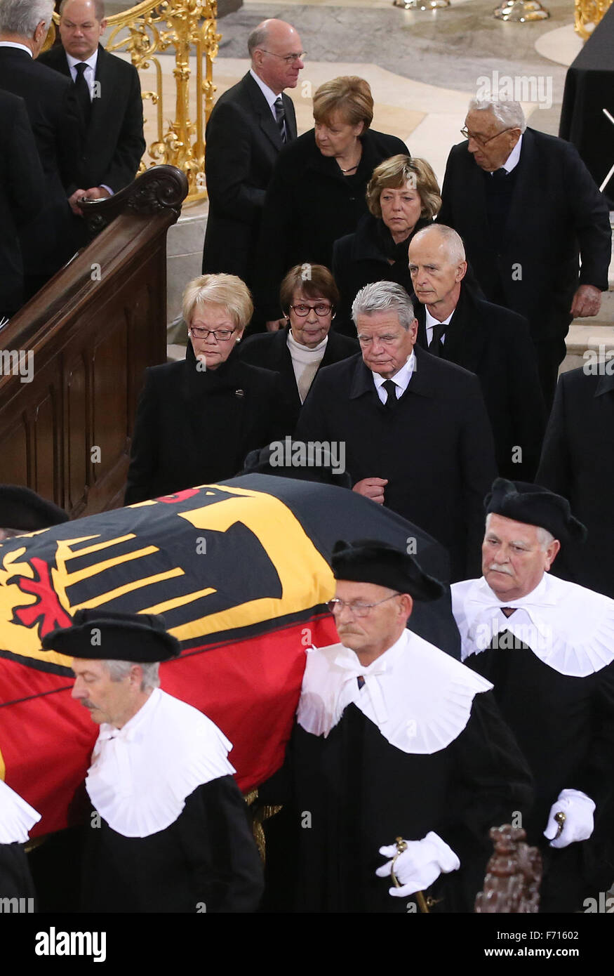 Hamburg, Germany. 23rd Nov, 2015. Helmut Schmidt's daughter Susanne ...