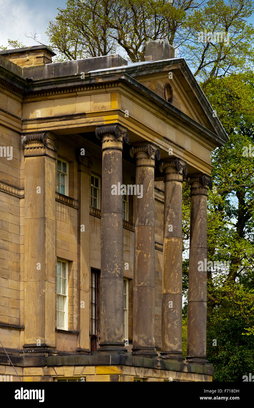 Portico house uk hi-res stock photography and images - Alamy
