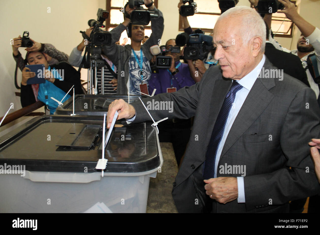 Cairo, Egypt. 23rd Nov, 2015. Arab League Secretary-General Nabil Elaraby casts his vote at a ...