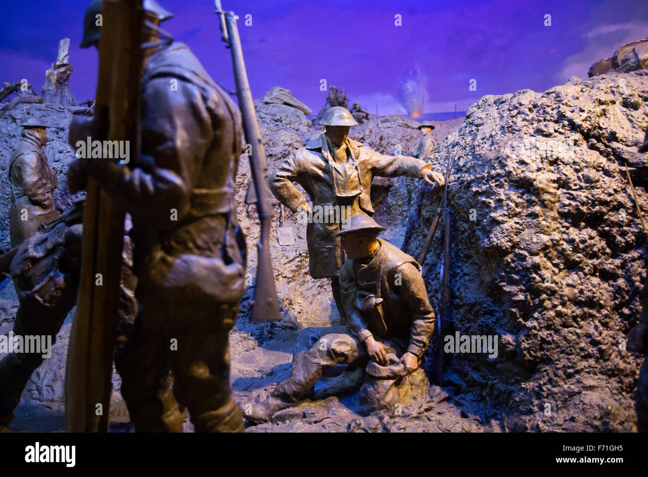 model soldiers trench world war two Stock Photo - Alamy