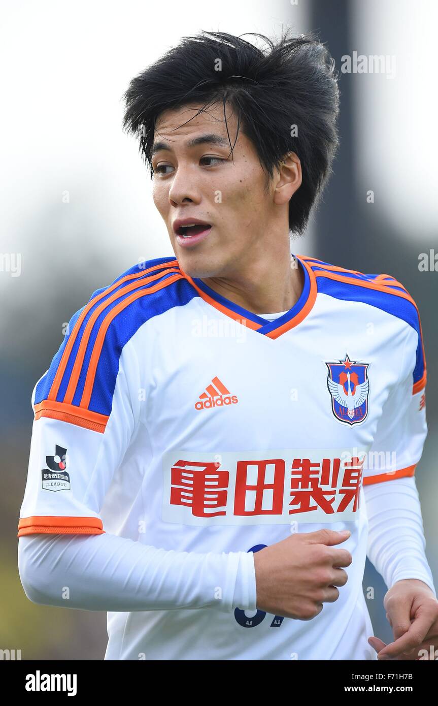 Go Hayama (Albirex), NOVEMBER 22, 2015 - Football / Soccer : 2015 J1 ...