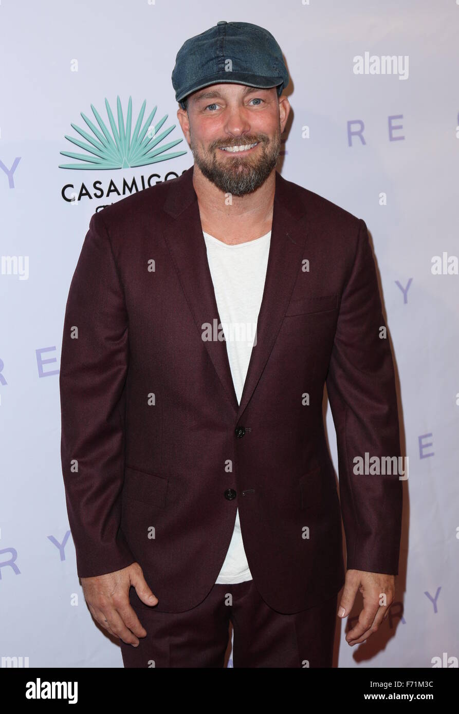 Exhibition opening of Brian Bowen Smith’s 'Metallic Life' at De Re ...