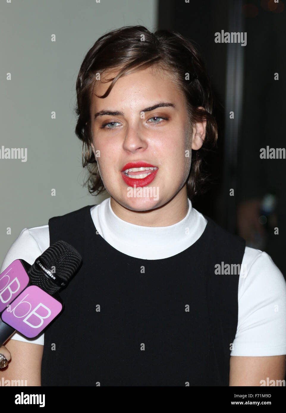 Exhibition opening of Brian Bowen Smith’s 'Metallic Life' at De Re ...