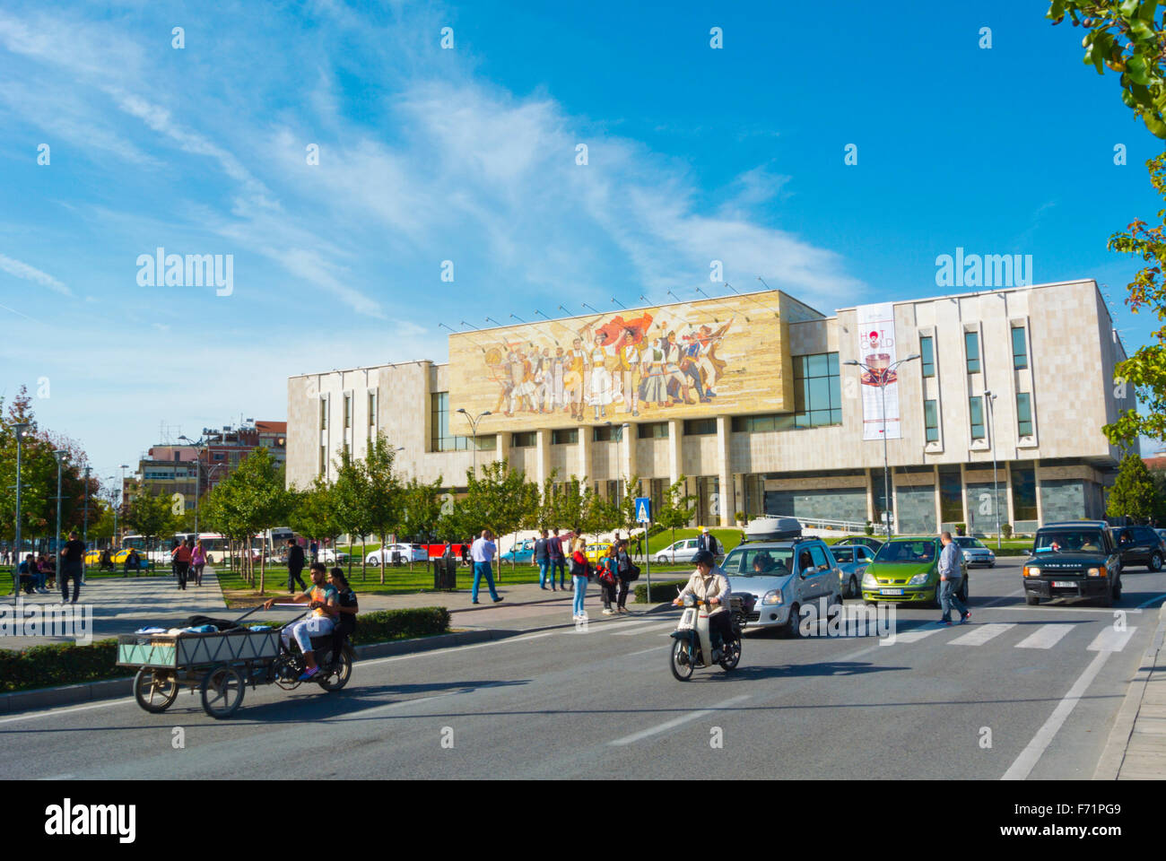 Traffic in front of National History Museum, Sheshi Skenderbej ...