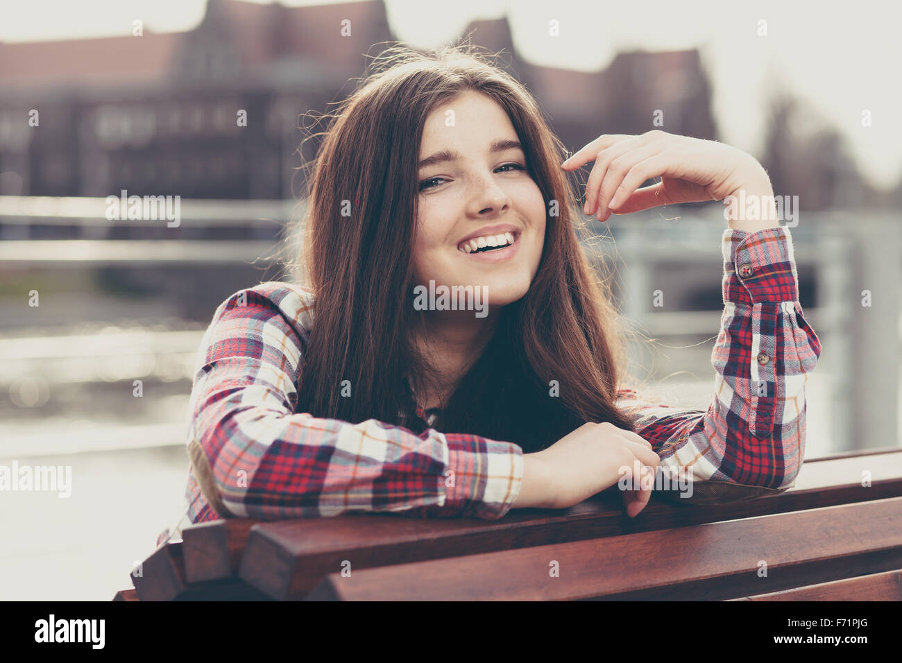 Natural face portrait of a beautiful young woman Stock Photo - Alamy