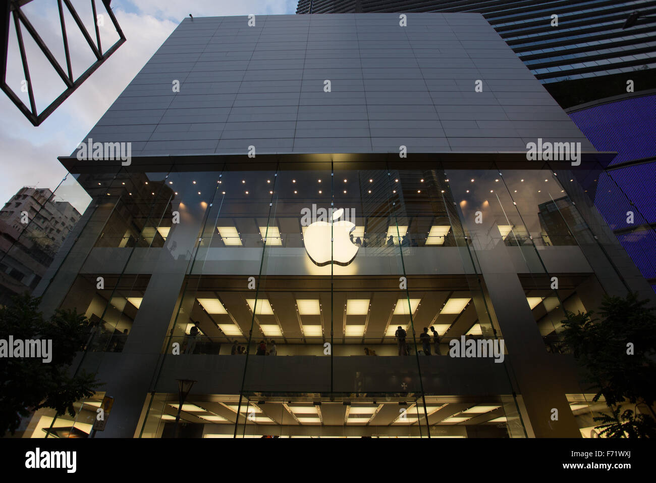 apple store hong kong Stock Photo - Alamy