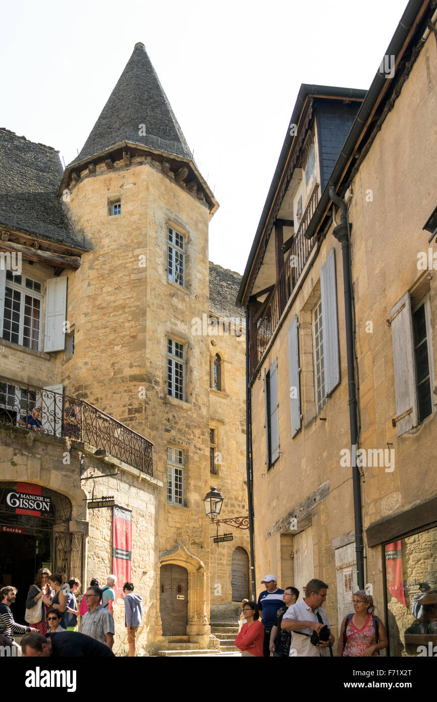 Ancient medieval buildings in Sarlat in Aquitaine Stock Photo - Alamy