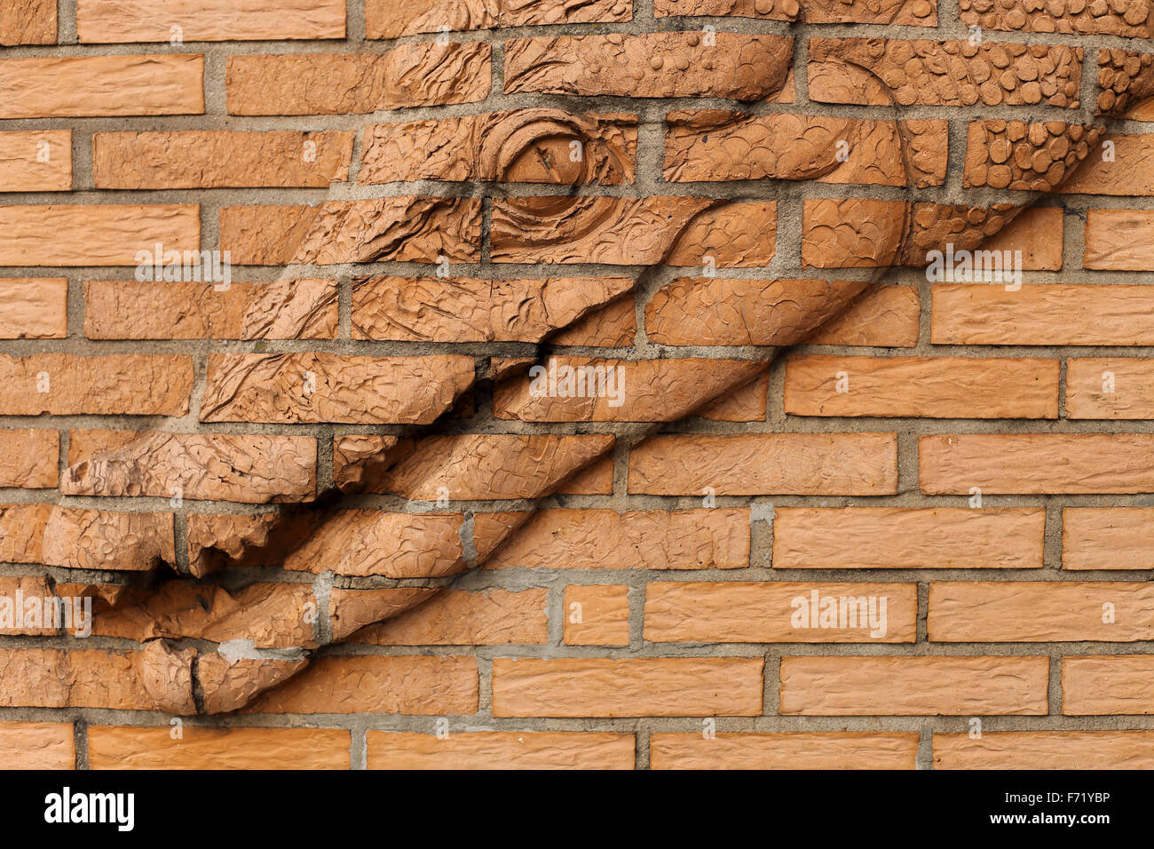 Brick relief hi-res stock photography and images - Alamy