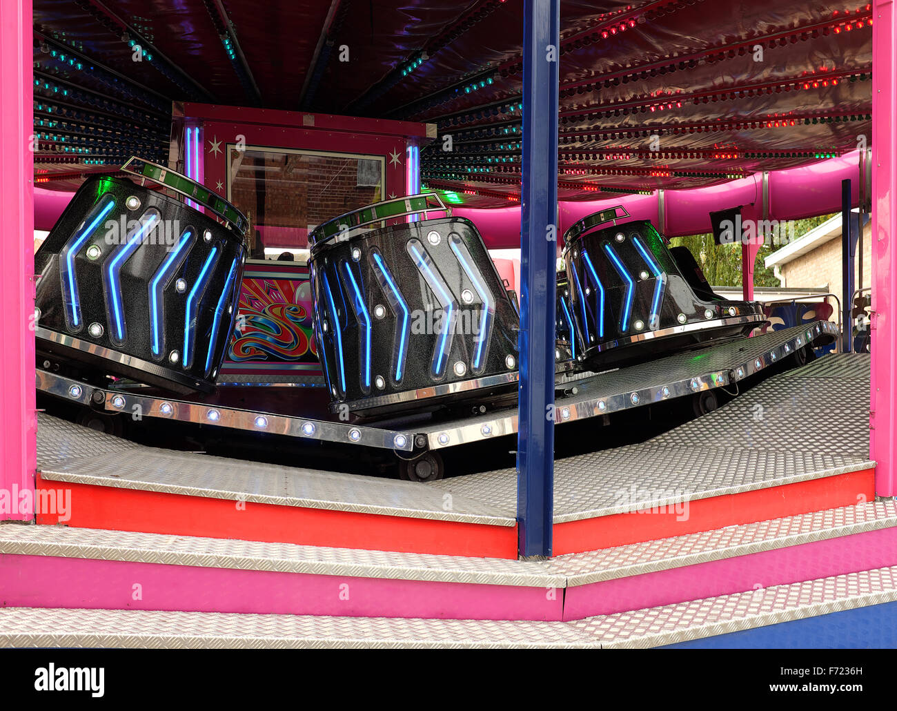 FUN FAIR IN THE UK Stock Photo - Alamy