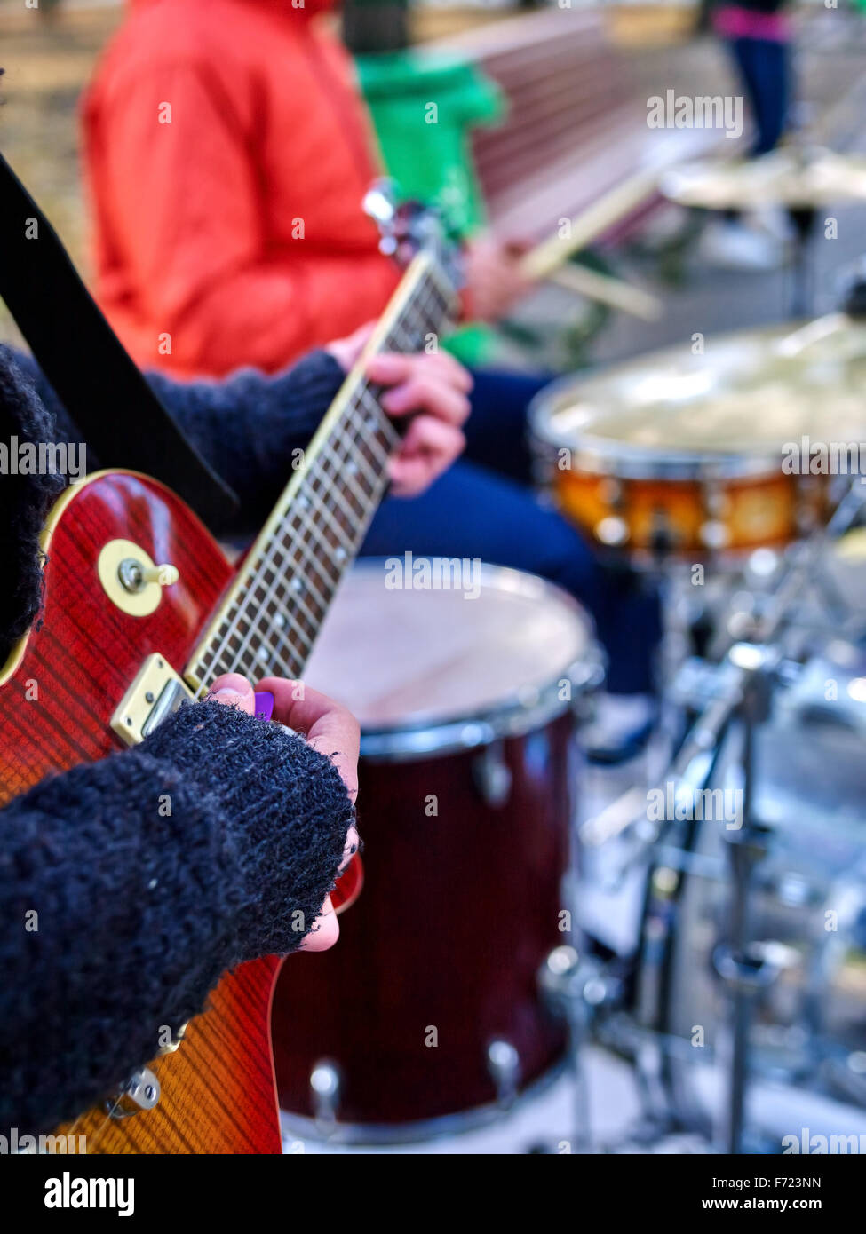 Performance of street musicians Stock Photo - Alamy