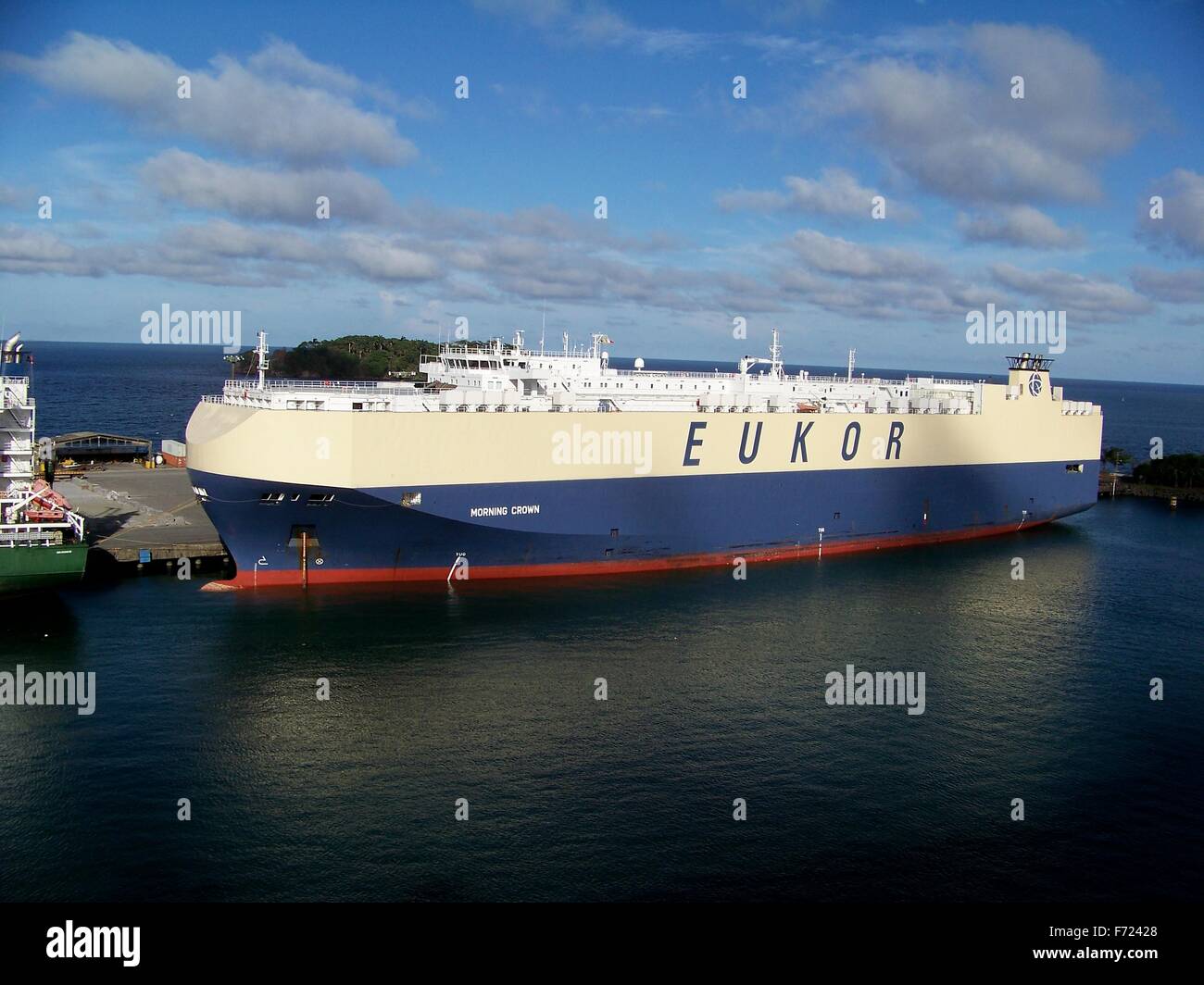 Freighter at port hi-res stock photography and images - Alamy