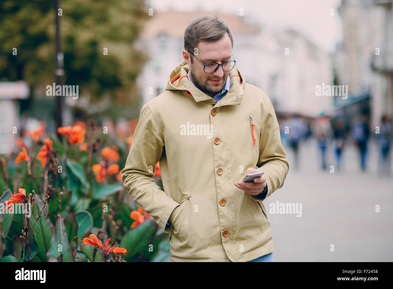 man with phone Stock Photo - Alamy