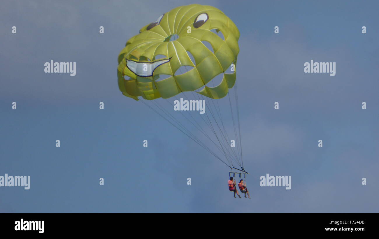 para sail with smiley face Stock Photo - Alamy