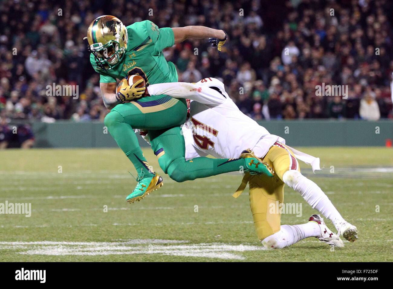 Fenway Park. 21st Nov, 2015. MA, USA; Notre Dame Fighting Irish wide ... Fenway Park. 21st Nov, 2015. MA, USA; Notre Dame Fighting Irish wide ...
