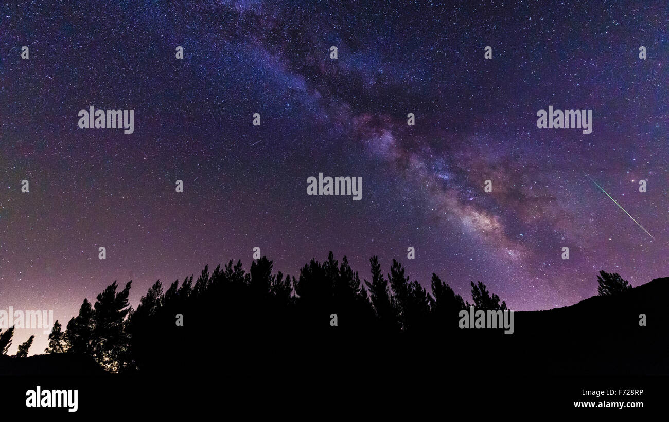 The Milky Way and Perseid meteor over Rose Valley, Los Padres National ...