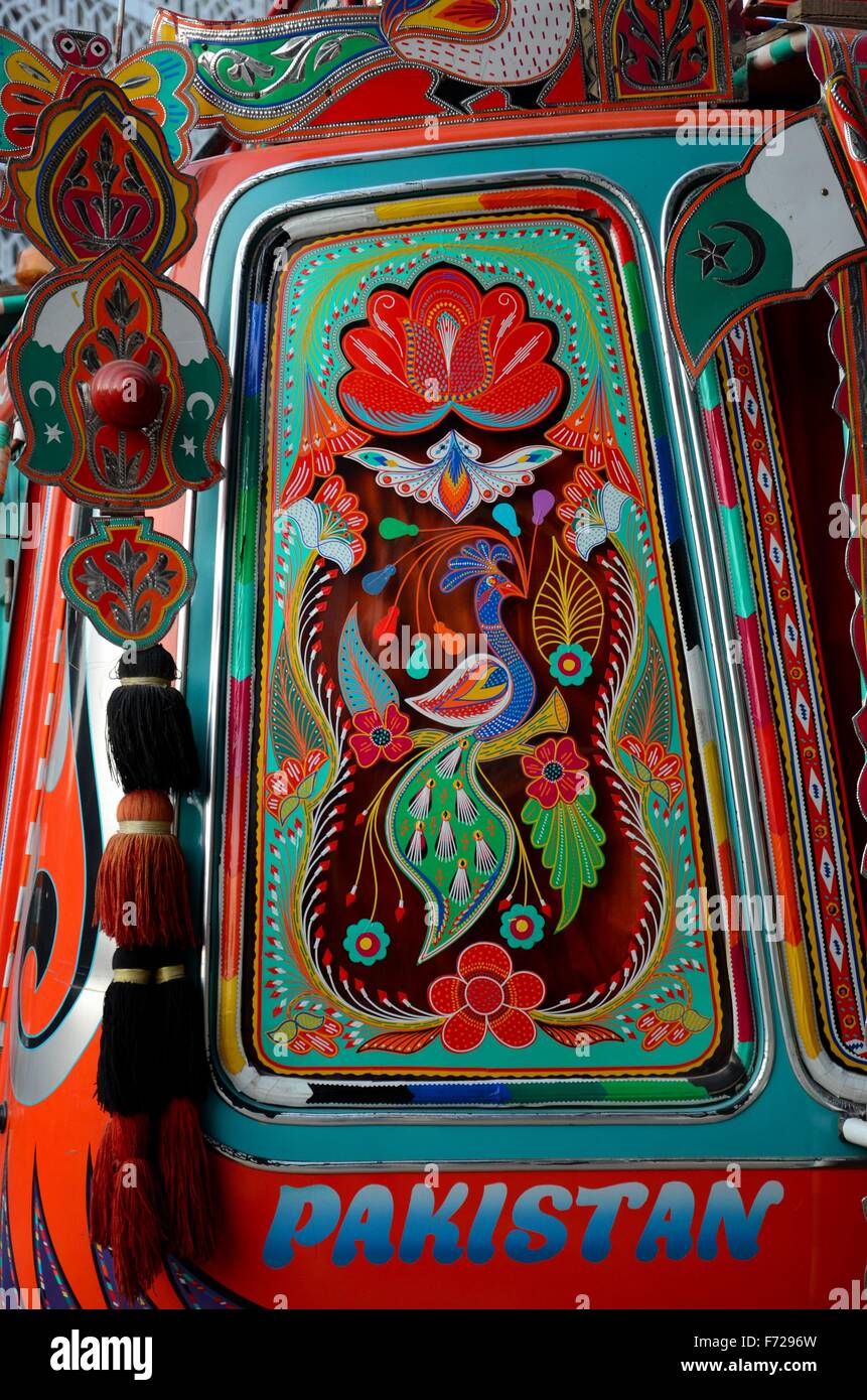 Pakistani painting hi-res stock photography and images - Alamy