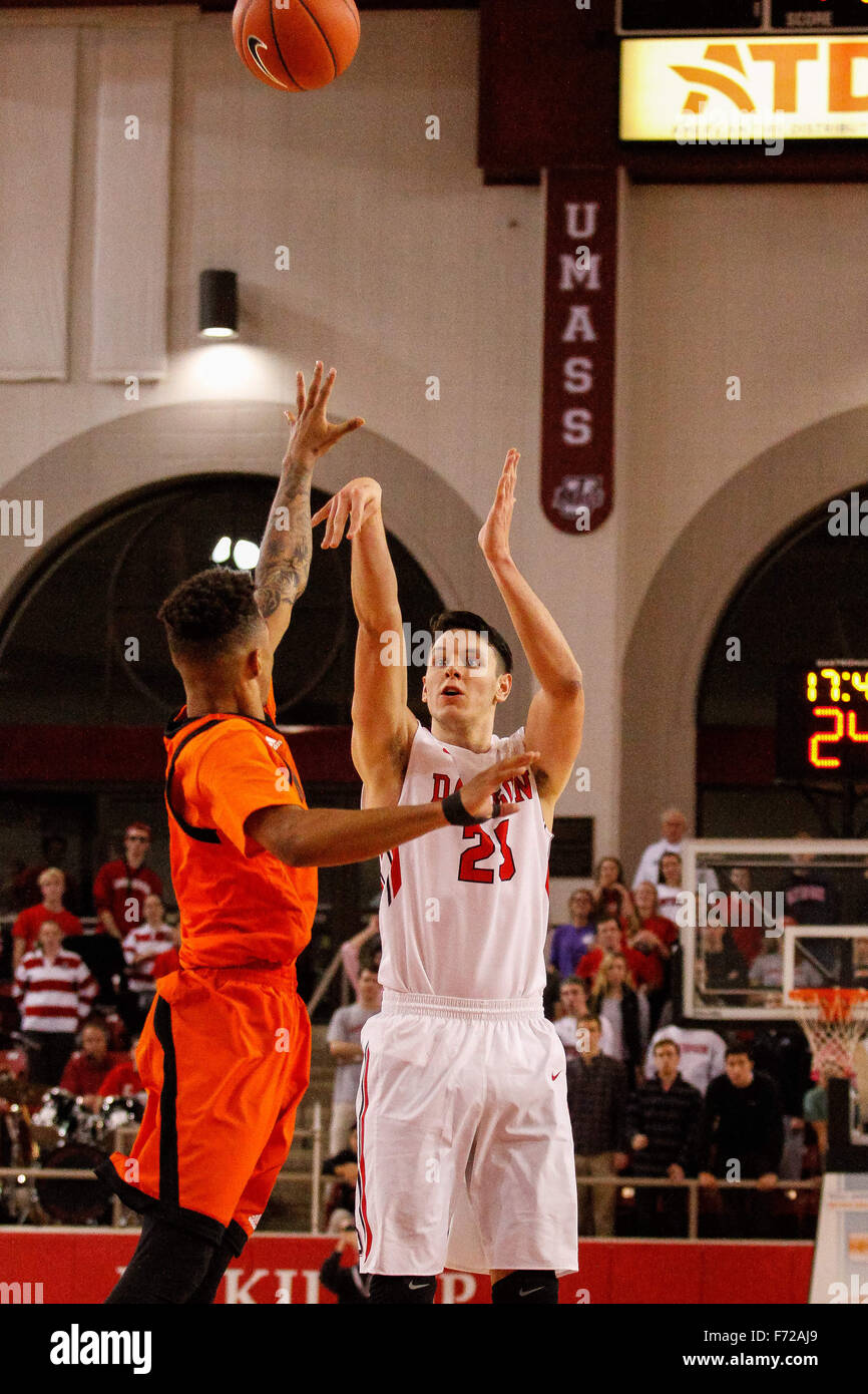 Davidson, NC, USA. 23rd Nov, 2015. Jake Belford (25) of the Davidson ...