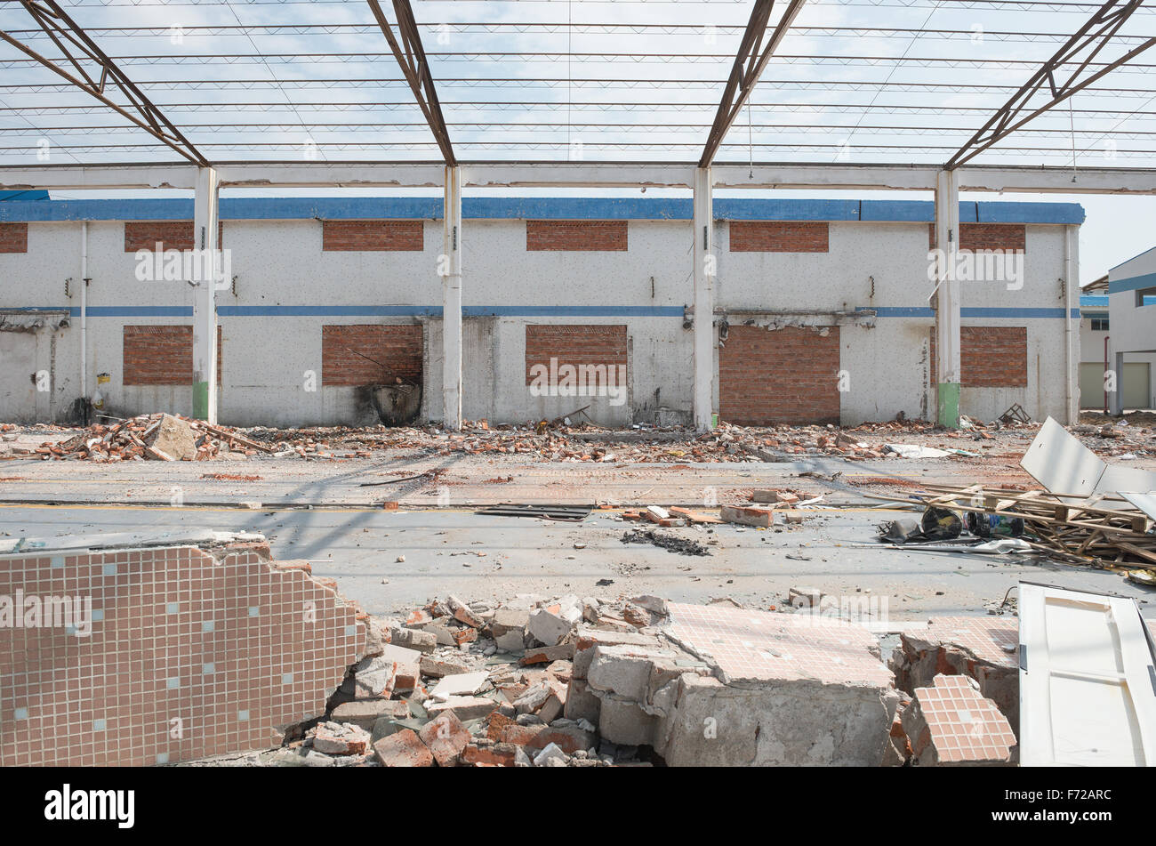 Demolition of an old factory building Stock Photo - Alamy