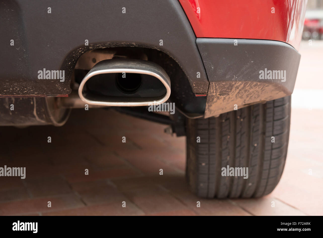 Exhaust with red smoke hi-res stock photography and images - Alamy