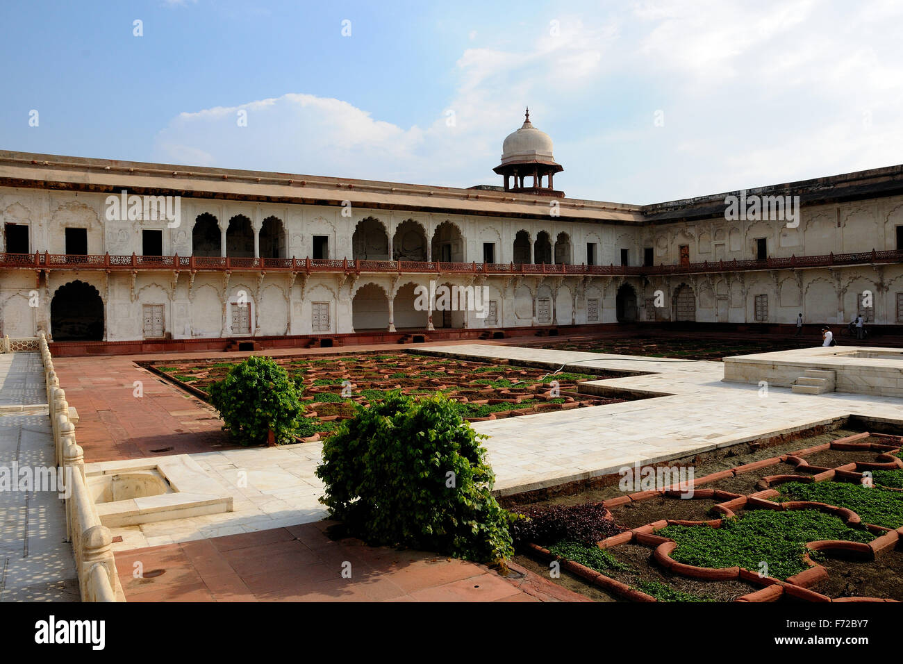 Agra Fort, courtyard, uttar pradesh, india, asia Stock Photo - Alamy