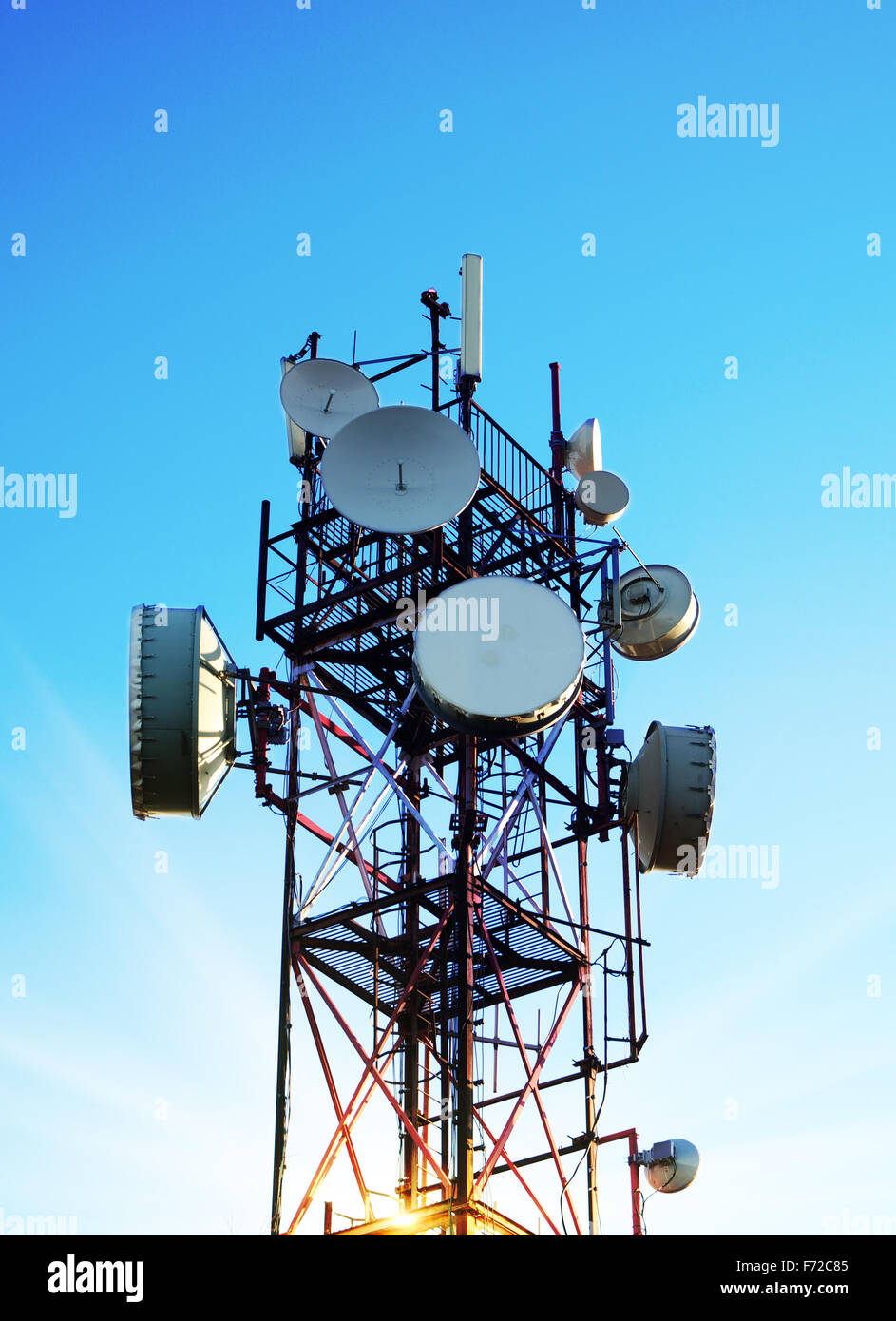 Transmit tower hi-res stock photography and images - Alamy