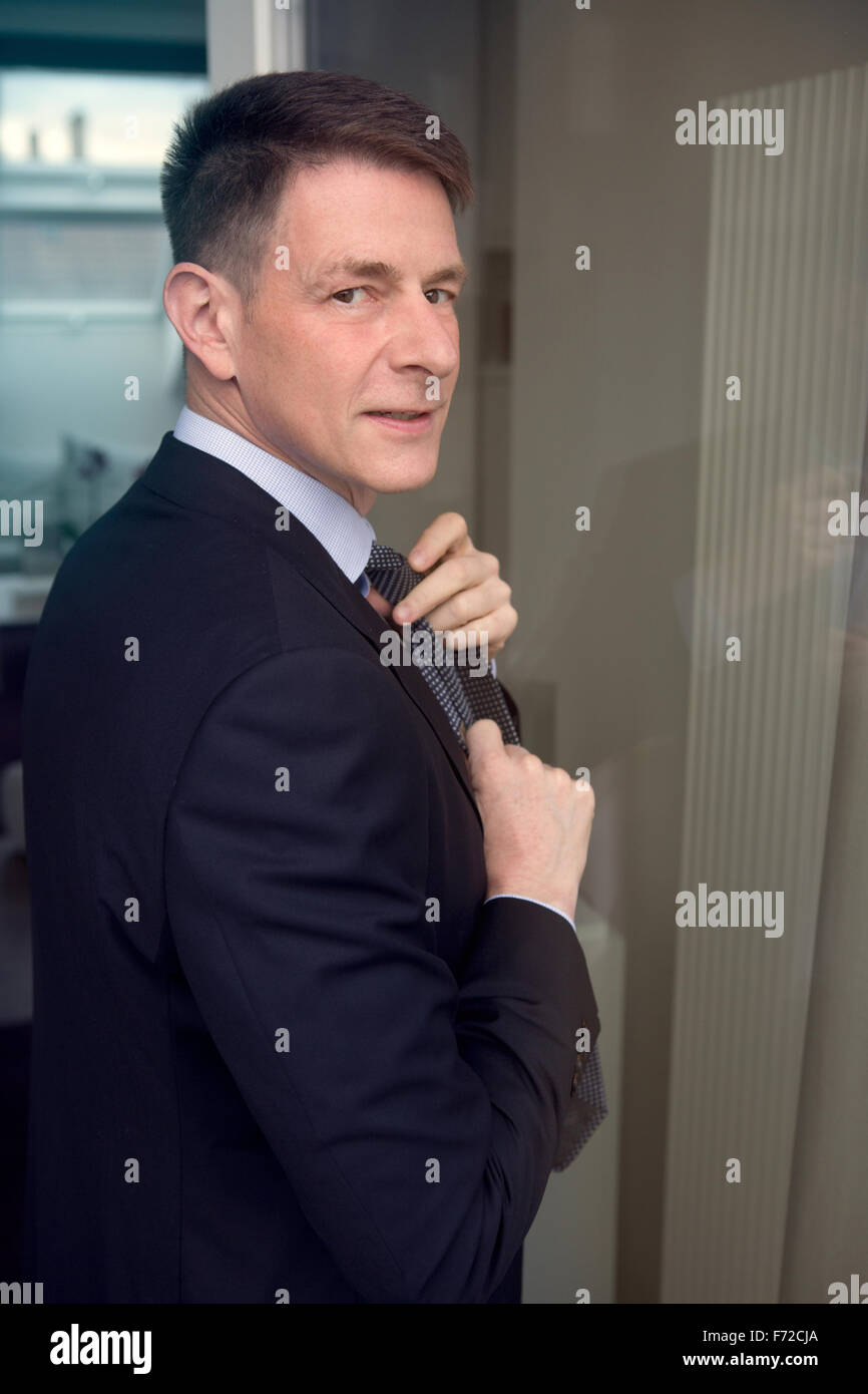 Window binding hi-res stock photography and images - Alamy