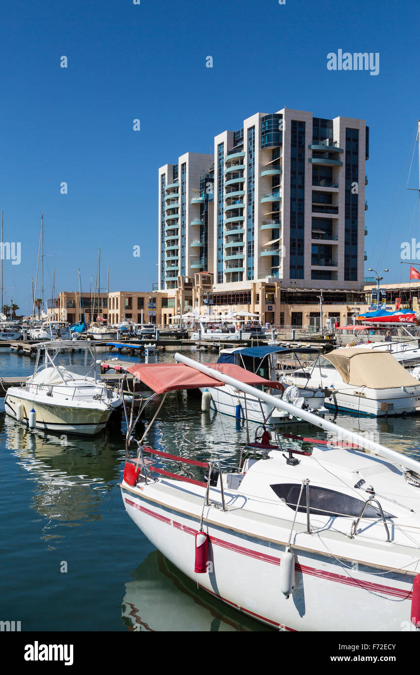The Herzliya Marina Residences and the Ritz Carlton Hotel in Herzliya ...