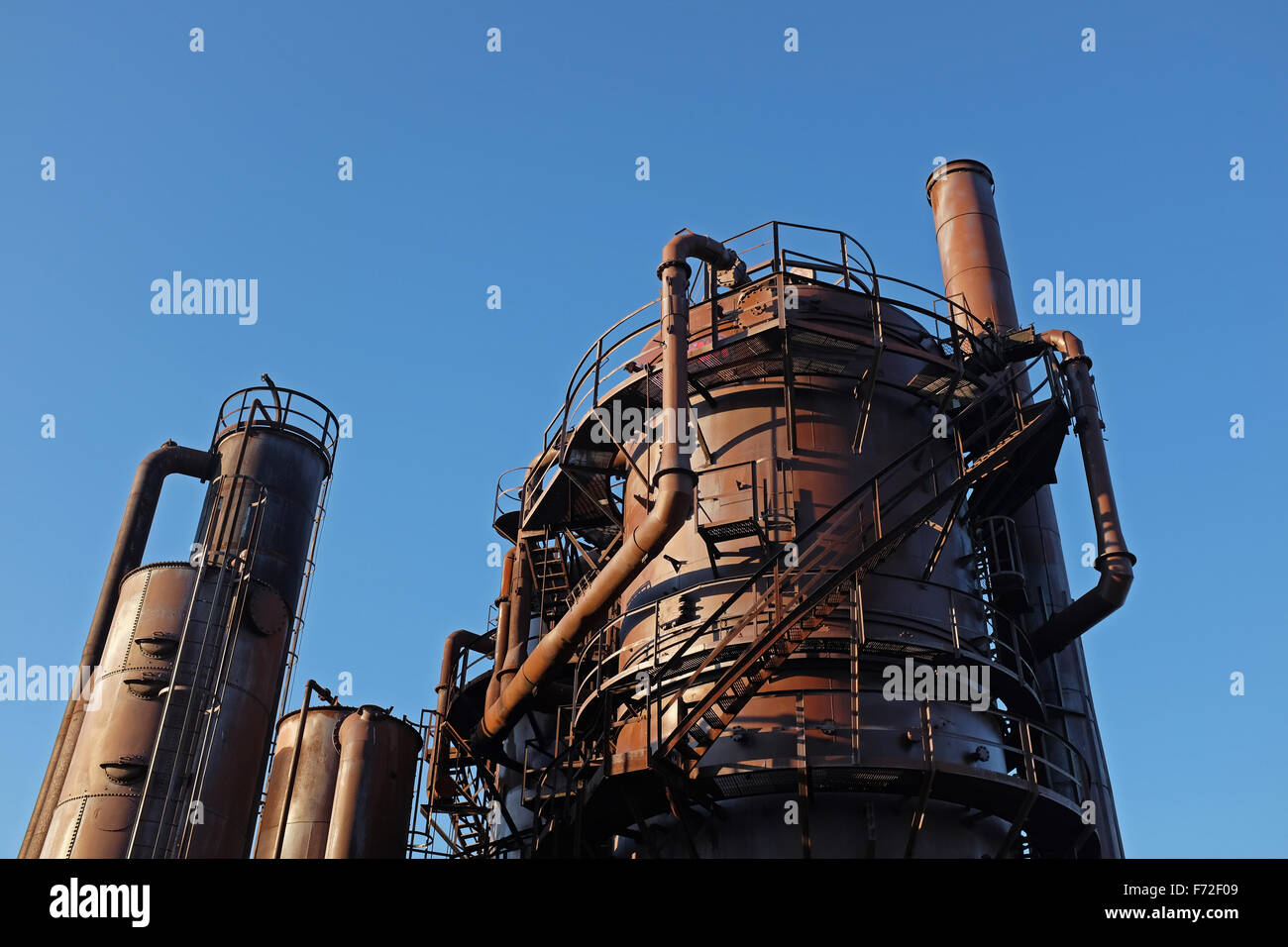 Seattle gas light company gasification plant hi-res stock photography ...