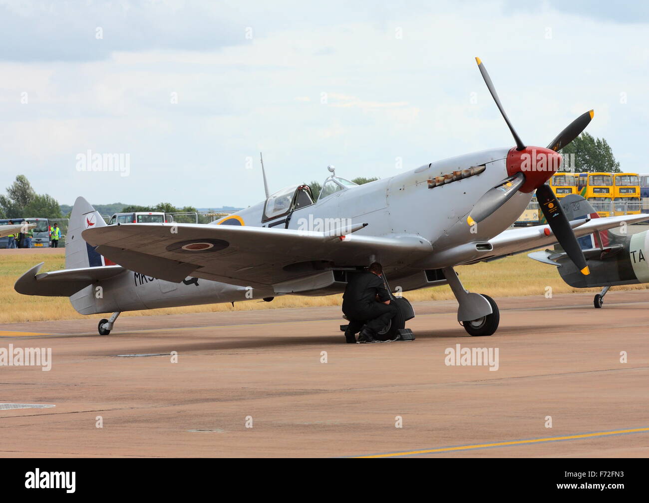 A world war ii spitfire hi-res stock photography and images - Alamy