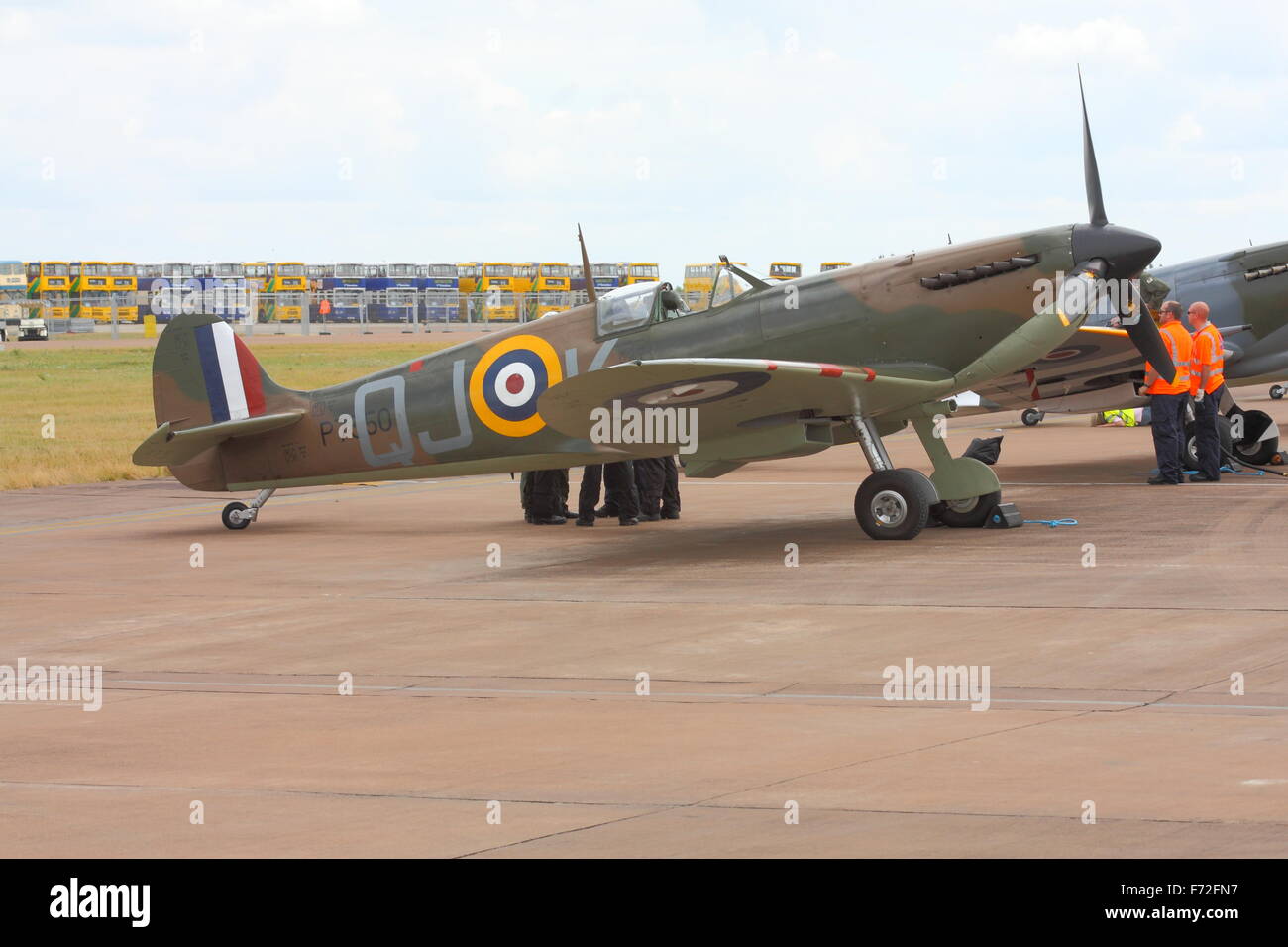 Supermarine spitfire from raf hi-res stock photography and images - Alamy