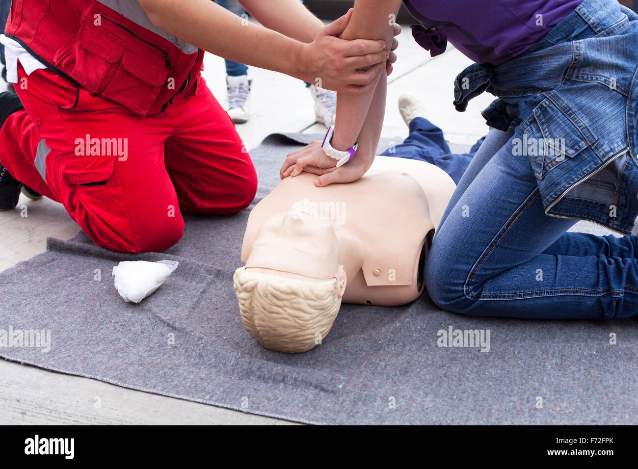 First aid training. Cardiopulmonary resuscitation Stock Photo - Alamy