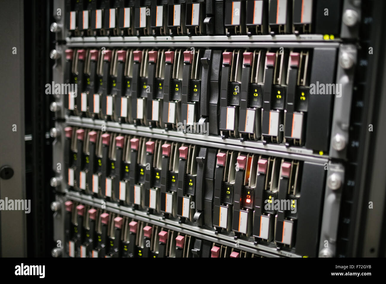 Locker storage system hi-res stock photography and images - Alamy